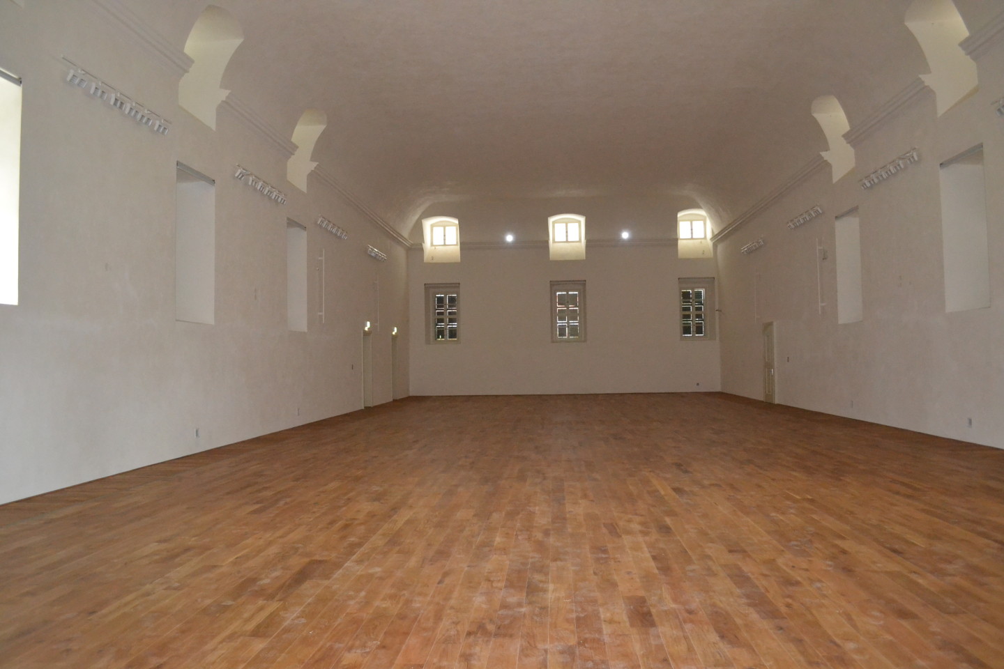 Chateau Riding Hall and ring Lednice – mixed-use centre – Arch.Design